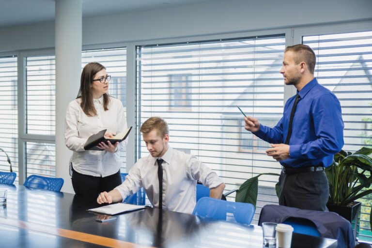 What is Organizational Change Management (OCM)? 2024 Guide - Neuroject